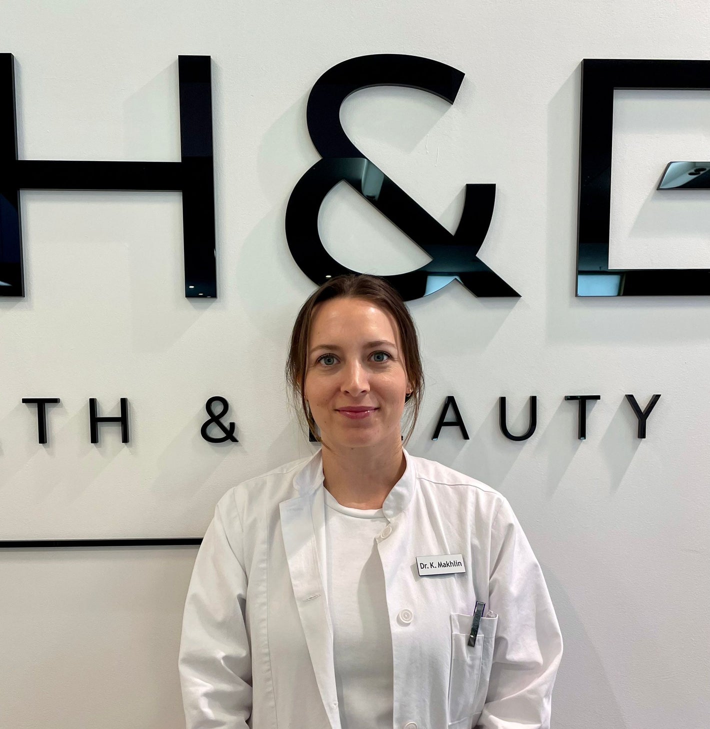 Unsere Ärzte bei MYH&B – Experten für Ästhetik & Gesundheit 💉💎